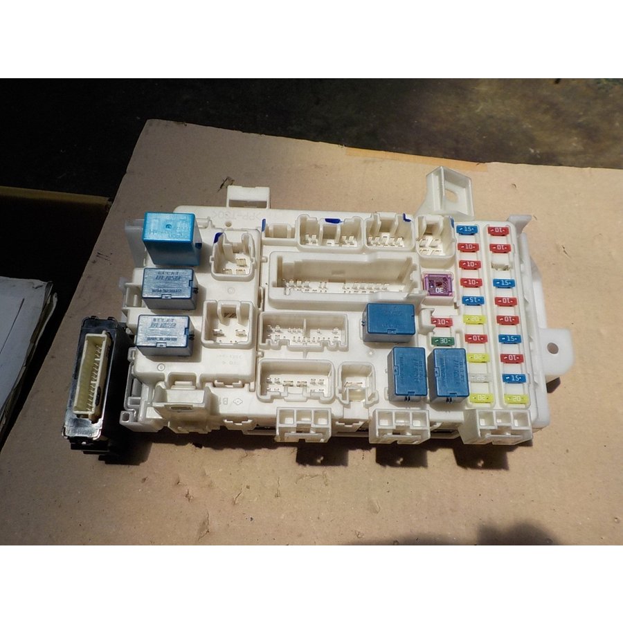 ワゴンR MH34S ヒューズ/リレーボックス /レベリングコンピューター 通販 LINEポイント最大0.5%GET | LINEショッピング