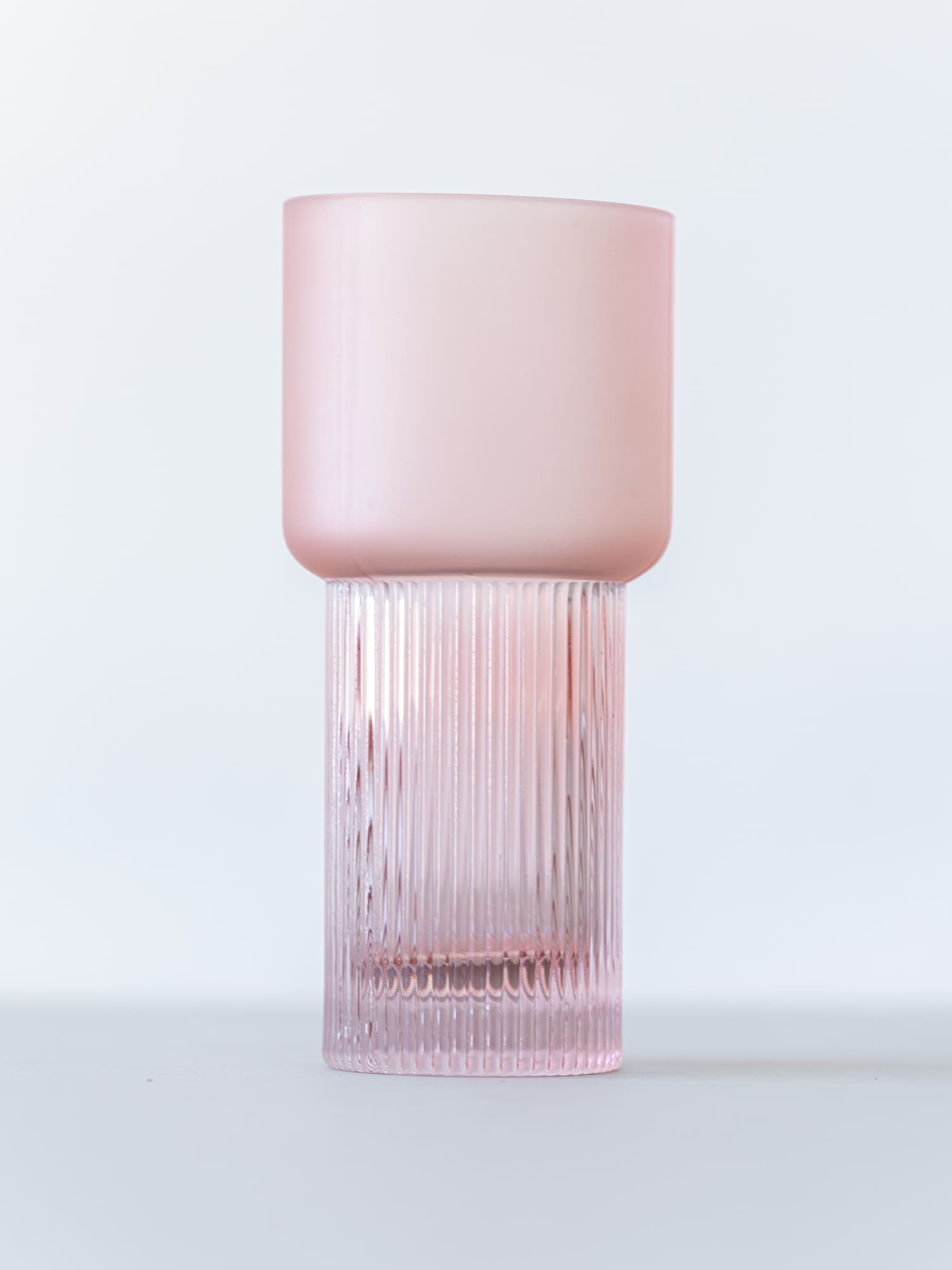 Frosty Pink | LINEブランドカタログ