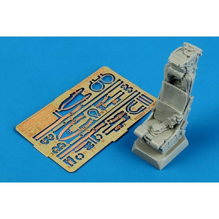 アイリス 4597 1/48 マーチンベーカー M.B Mk.4BRM イジェクションシート(汎用) | LINEブランドカタログ