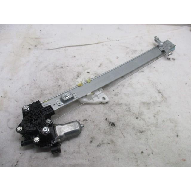 【051117】21年・スズキ・ワゴンR・MH23S・左フロントレギュレータモーター・83402-70K00 | LINEブランドカタログ